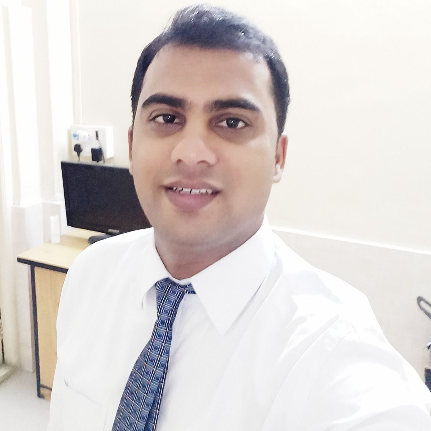 Dr Sachin Rathod | Orthopaedics In mumbai